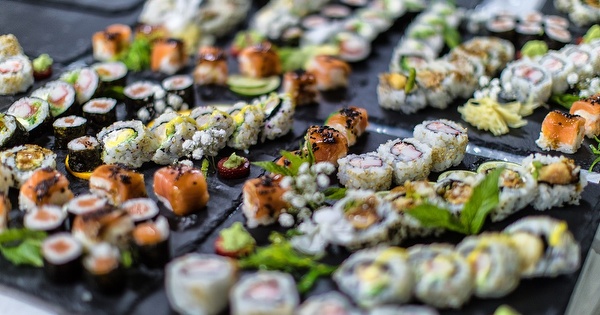 Buffet Livre de Sushi ao Almoço por 8,20€ no Centro Comercial UBBO ...