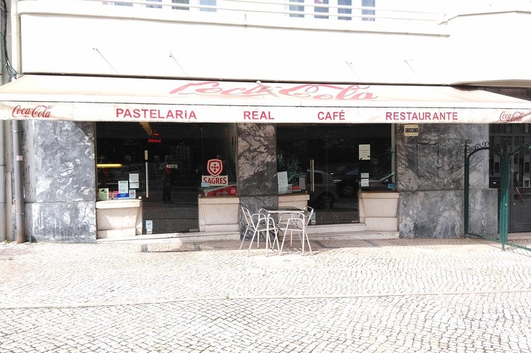 Pastelaria Real Café, Praça de Espanha, Lisbon - Mygon